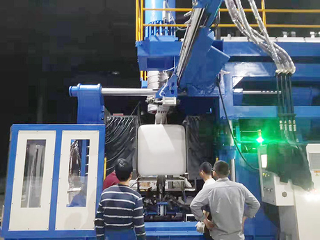 Understanding the key components of IBC tank extrusion blow molding ...